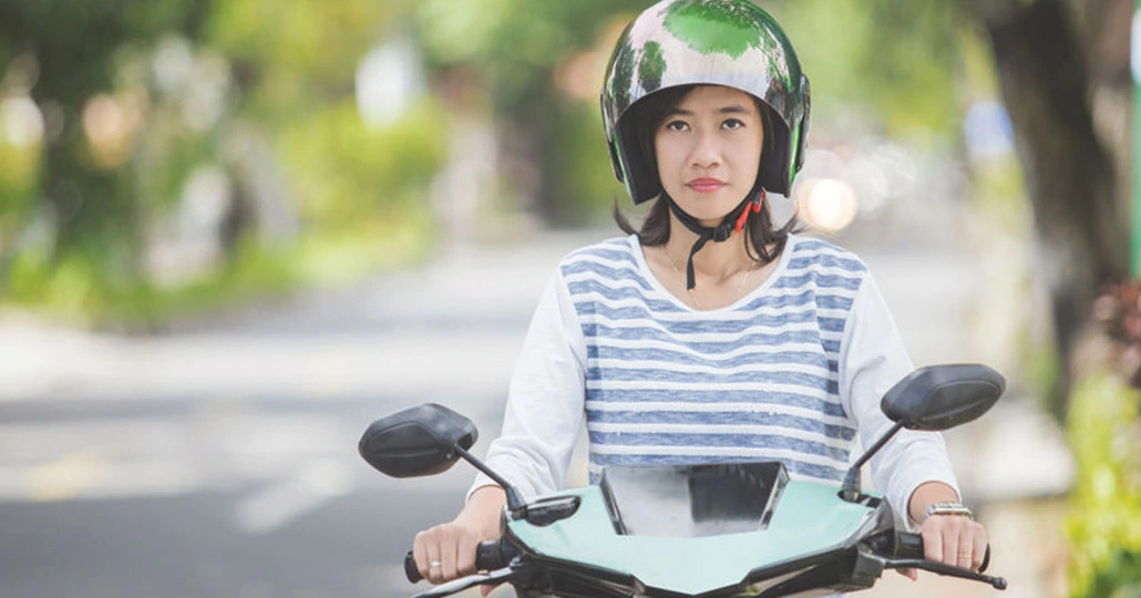 5 Cara Belajar Naik Motor Bagi yang Tidak Bisa Bersepeda, Cobain!